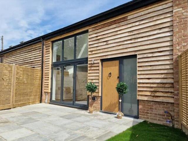 3 Bedroom Barn Conversion For Sale In Hunton