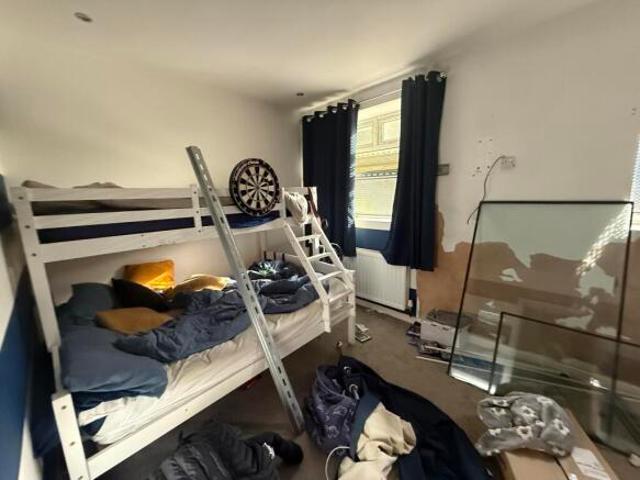 3 bedroom barn conversion for sale in Hurlfield, Barn, 290a Hurlfield Road, Sheffield, South Yorkshire S12 2SL, S12