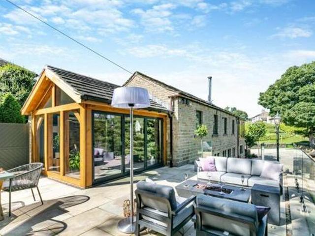 3 Bedroom Barn Conversion For Sale In Holmfirth