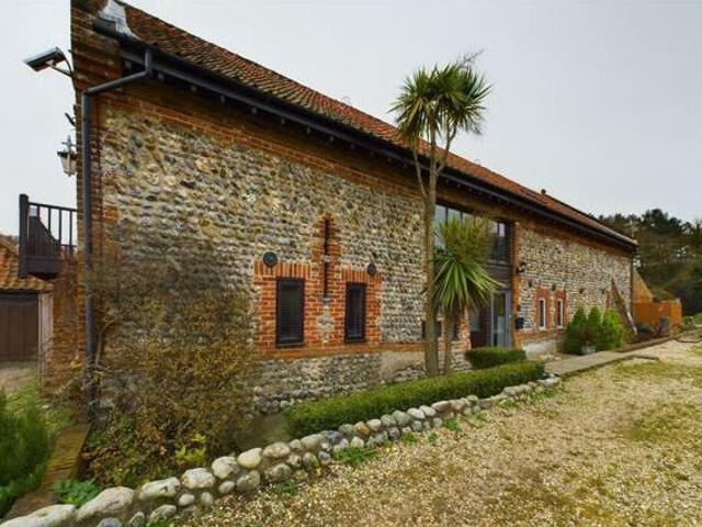 3 Bedroom Barn Conversion For Sale In Sidestrand