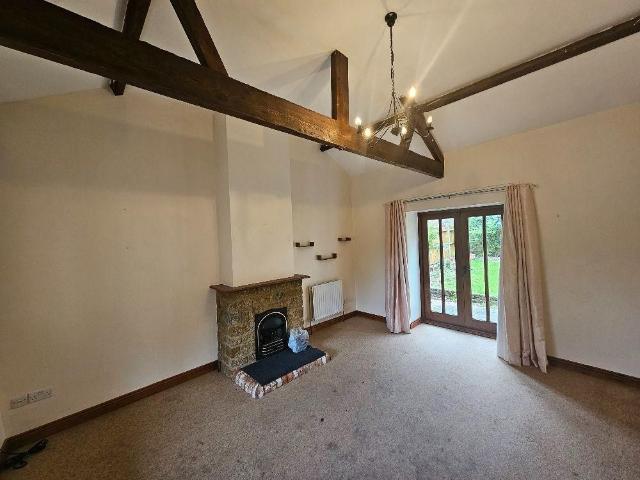 3 bedroom barn conversion to rent