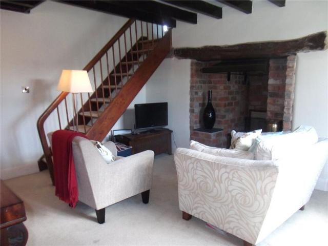 3 bedroom barn conversion to rent