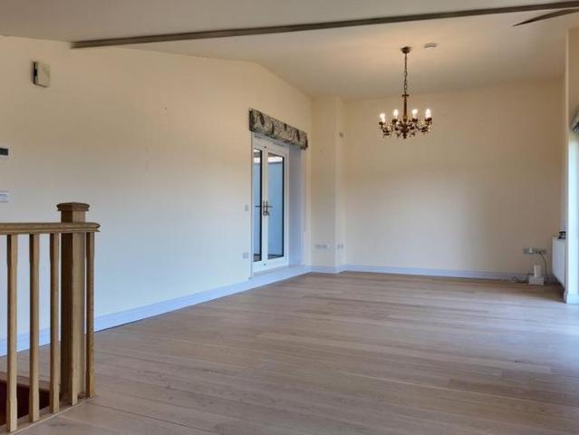 3 bedroom barn conversion to rent