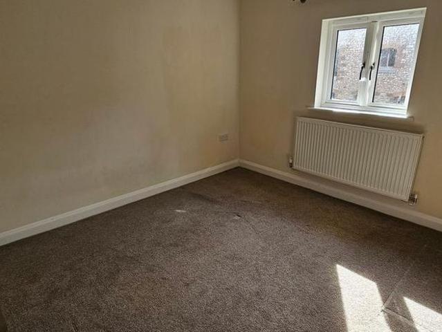 3 bedroom barn conversion to rent