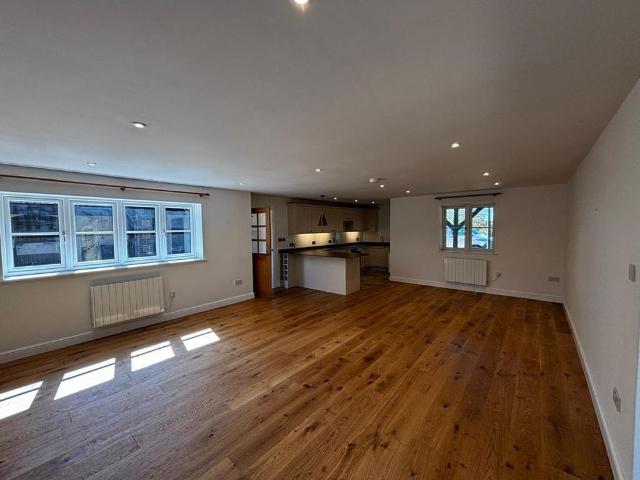 3 bedroom barn conversion to rent