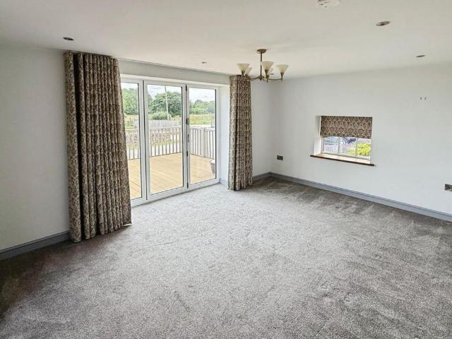 3 bedroom barn conversion to rent