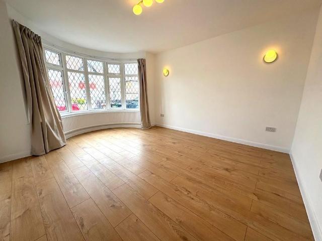 3 bedroom barn conversion to rent