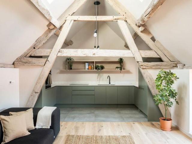 3 bedroom barn conversion to rent
