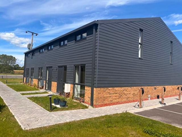 3 Bedroom Barn Conversion To Rent In Burston Ridge Farm, Rowsham, HP22