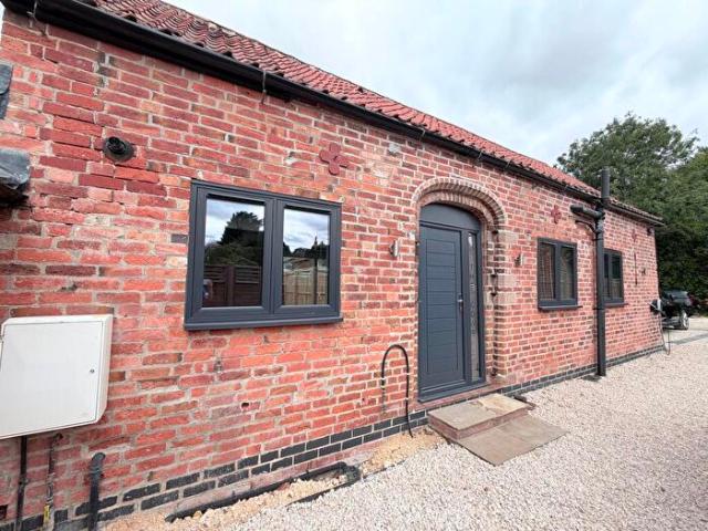 3 Bedroom Barn Conversion To Rent In Kneeton Road, East Bridgford, NG13