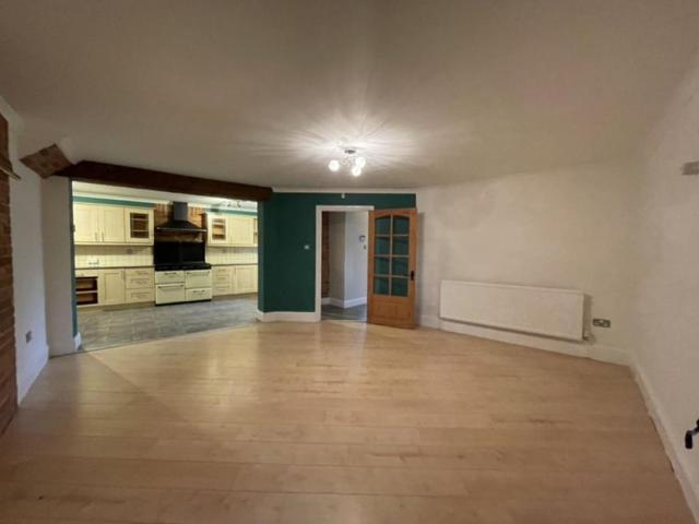 3 Bedroom Barn Conversion