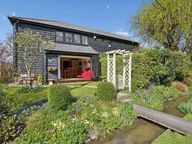 3 bedroom barn for sale