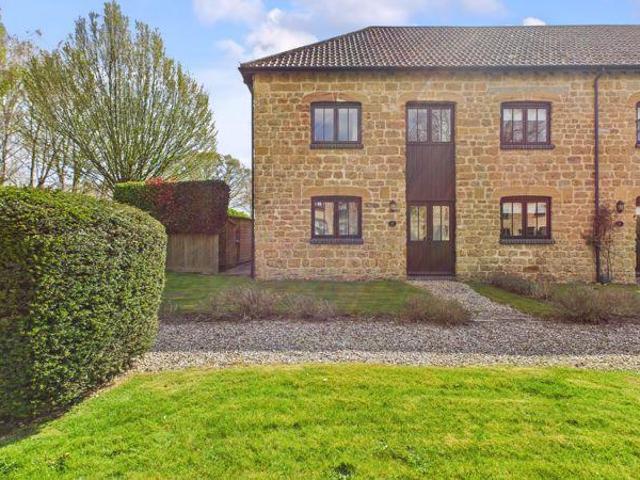 3 bedroom barn for sale
