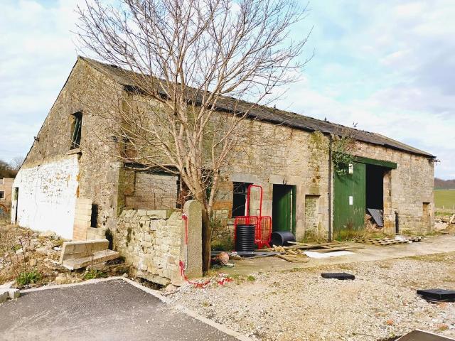 3 bedroom barn for sale