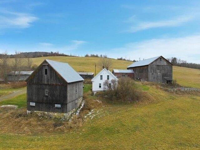 3 bedroom, Barnet VT 05821 104441213