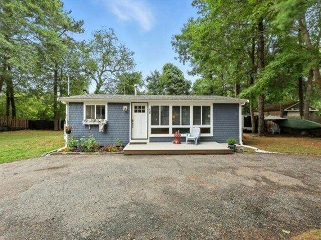 3 bedroom, Barnstable MA 02648 102447779