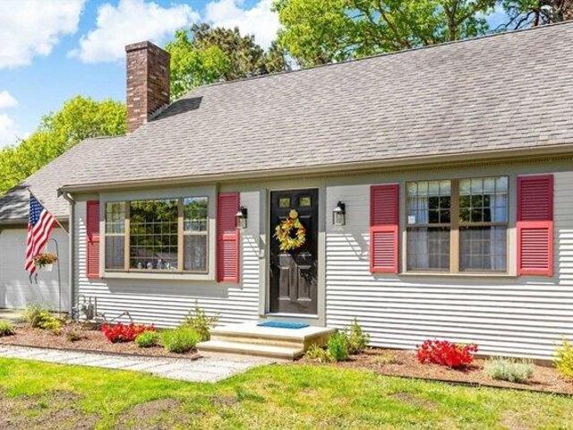 3 bedroom, Barnstable MA 02655 104115270