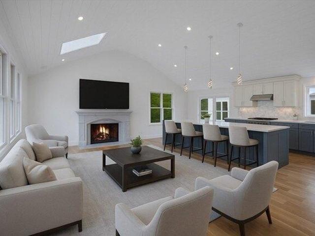 3 bedroom, Barnstable MA 02672 LS101782137