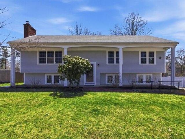 3 bedroom, Barnstable MA 02601 102671100