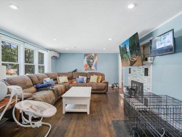 3 bedroom, Barnstable MA 02601 105092749