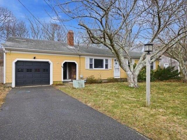 3 bedroom, Barnstable MA 02601 LS102632372