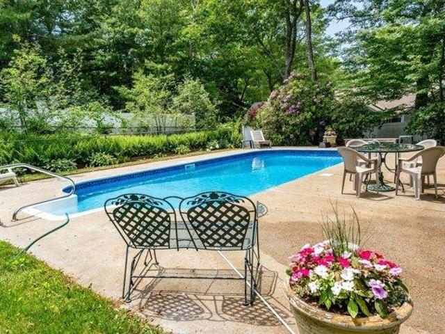 3 bedroom, Barnstable MA 02632 105094456