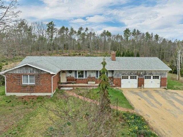 3 bedroom, Barnstead NH 03218 103247933