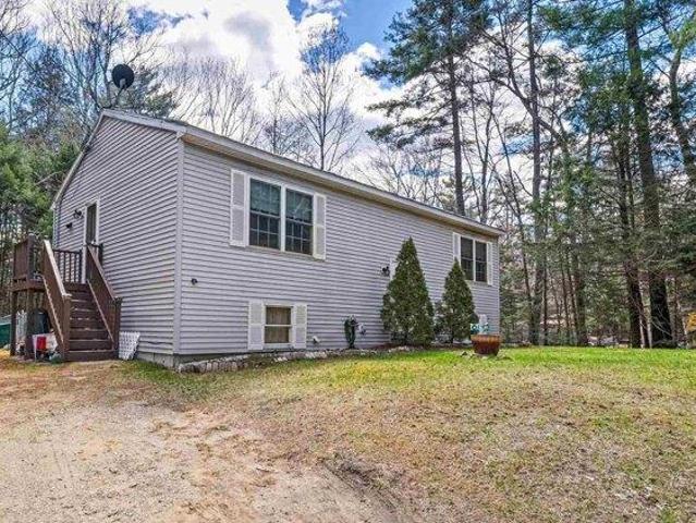 3 bedroom, Barnstead NH 03225 102584442