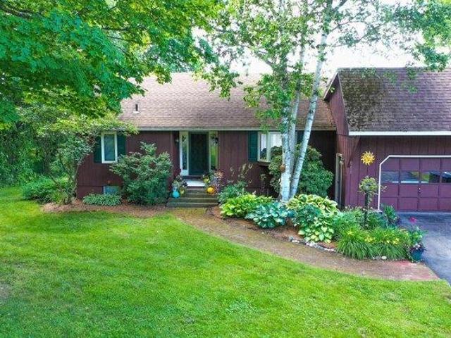 3 bedroom, Barre VT 05641 LS102062180