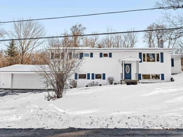 3 bedroom, Barre VT 05641 LS102218205