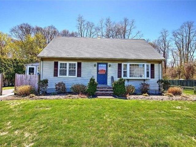 3 bedroom, Barrington RI 02806 101934250