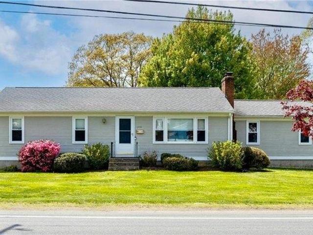 3 bedroom, Barrington RI 02806 102585786