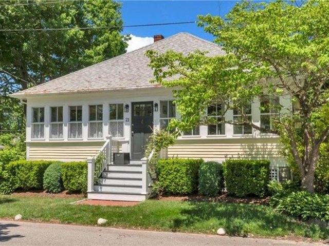 3 bedroom, Barrington RI 02806 103433573
