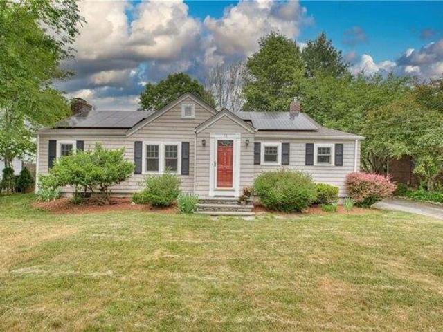 3 bedroom, Barrington RI 02806 104440963