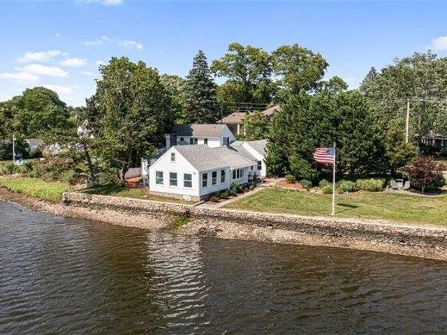 3 bedroom, Barrington RI 02806 104608678