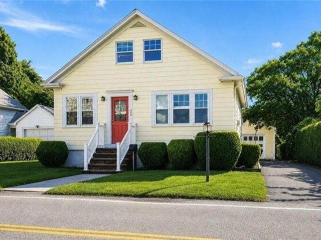 3 bedroom, Barrington RI 02806 105093655
