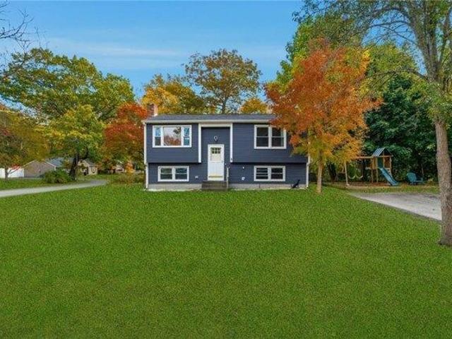 3 bedroom, Barrington RI 02806 LS102593624
