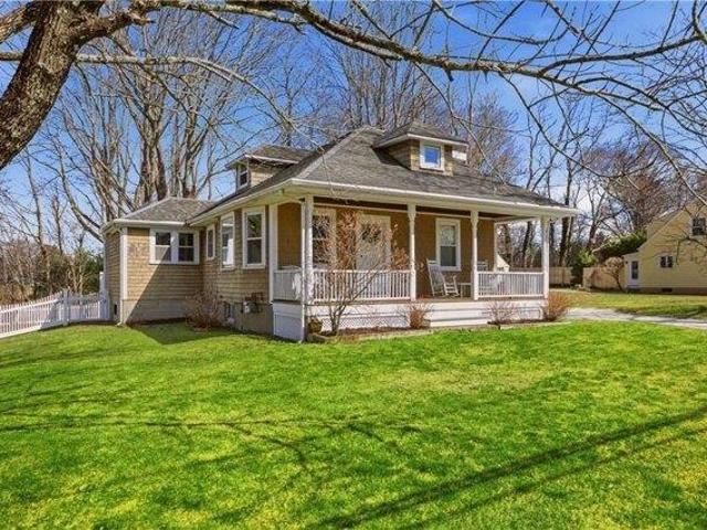 3 bedroom, Barrington RI 02806 LS102726424