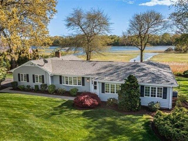 3 bedroom, Barrington RI 02806 LS102825763
