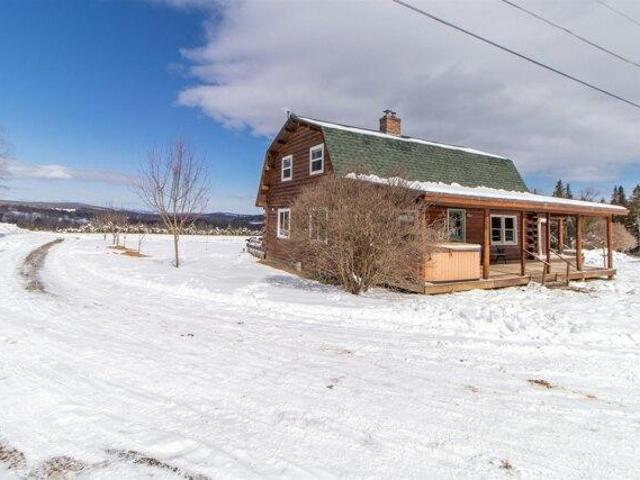 3 bedroom, Barton VT 05822 102561135