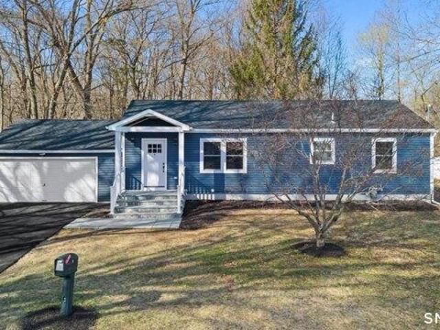3 bedroom, Bethel CT 06801 LS102595870