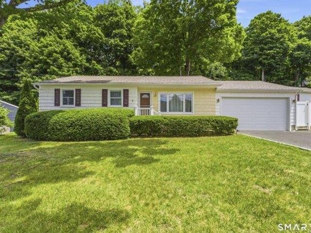 3 bedroom, Bethel CT 06801 104377083