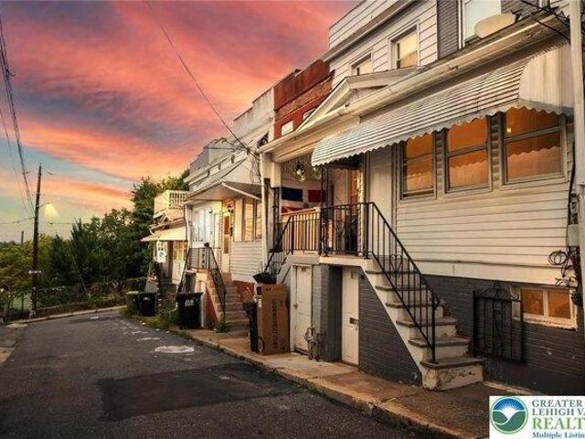 3 bedroom, Bethlehem PA 18015 93819456