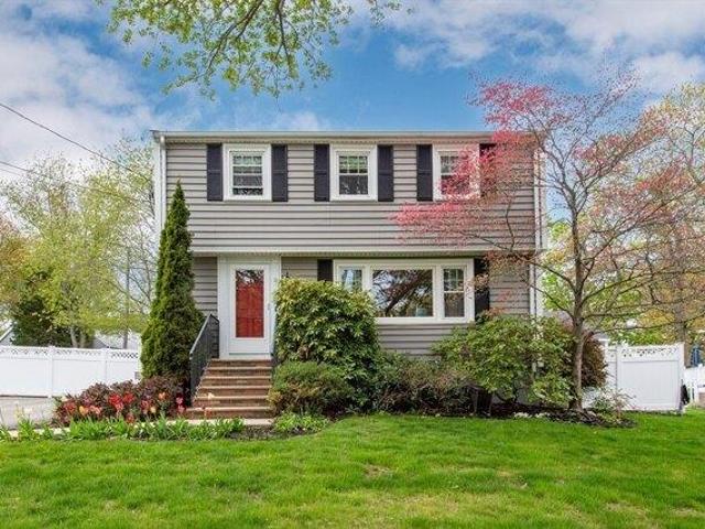 3 bedroom, Beverly MA 01915 102278981