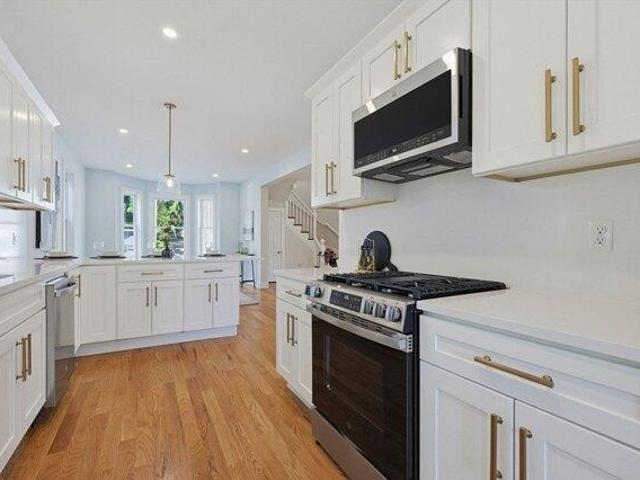 3 bedroom, Beverly MA 01915 104853198