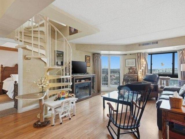 3 bedroom, Beverly MA 01915 104042018