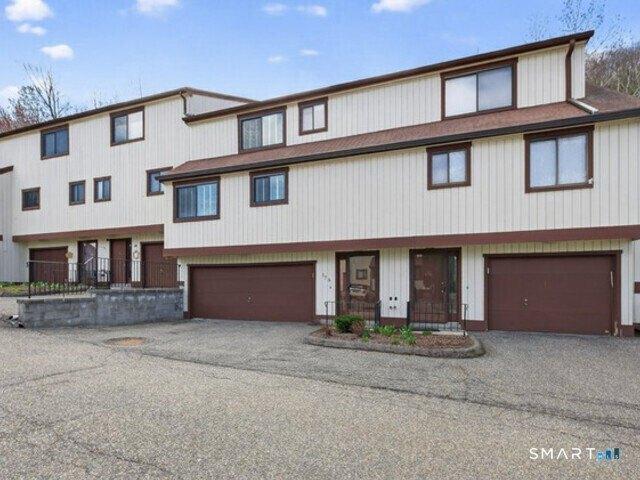 3 bedroom, Beacon Falls CT 06403 104406127