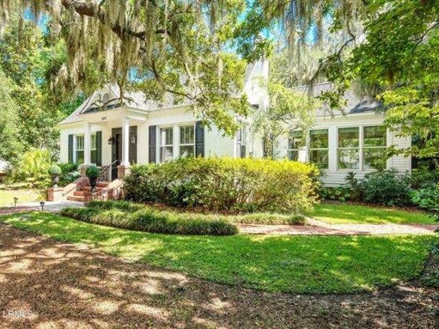 3 bedroom, Beaufort SC 29902 104902282