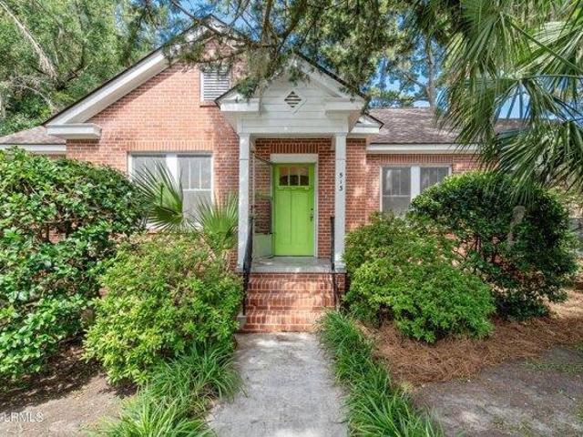 3 bedroom, Beaufort SC 29902 92755618