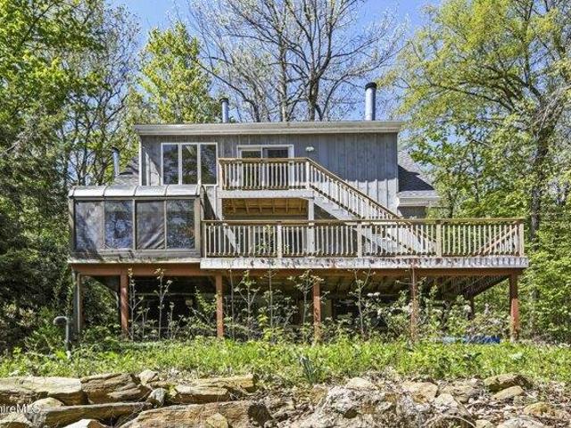 3 bedroom, Becket MA 01223 104759434